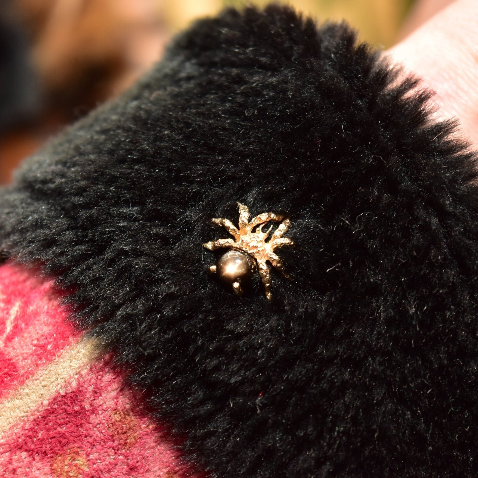 Black Star Sapphire Spider Tie Tack in 14K Yellow Gold - Etsy