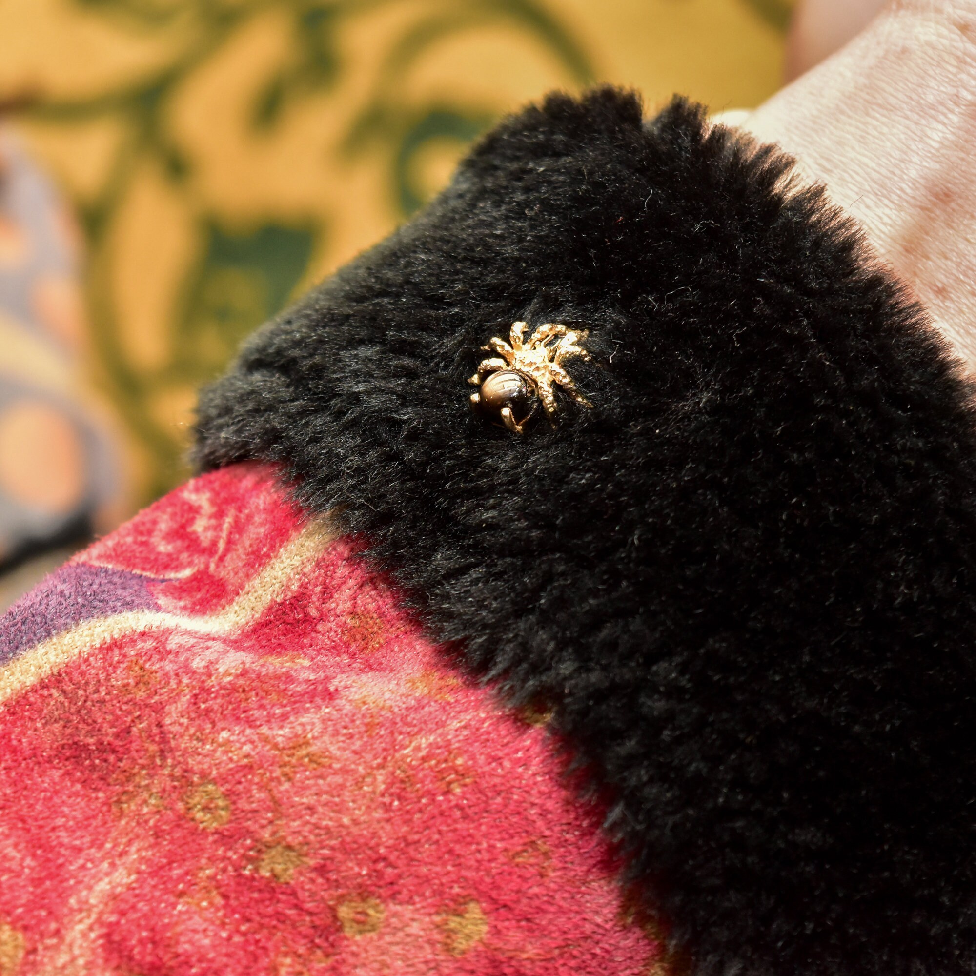 Black Star Sapphire Spider Tie Tack in 14K Yellow Gold - Etsy