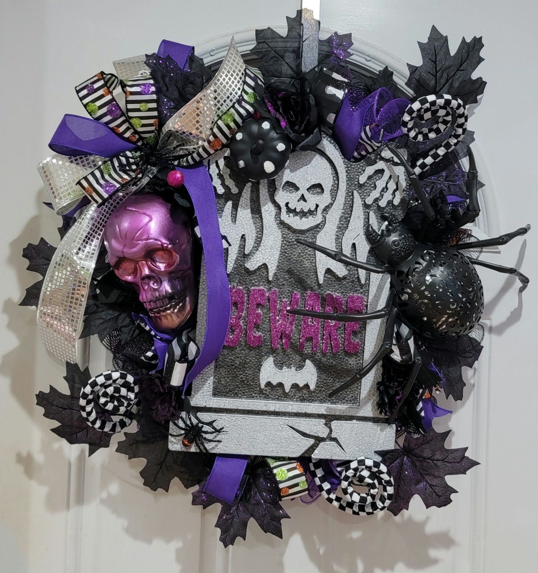 Halloween, Beware, Skull, Tombstone Wreath - Etsy
