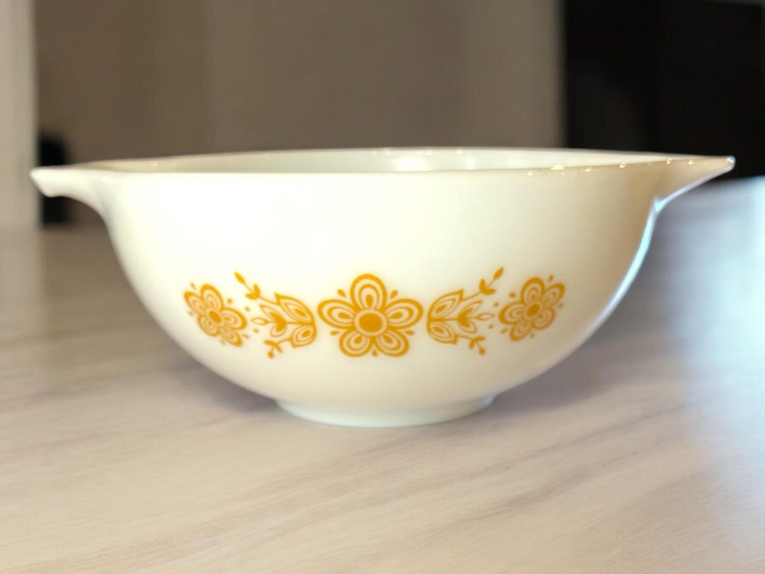 Retro Pyrex Butterfly Gold 1970s Cinderella Mixing Nesting Bowl, #443 2 ...