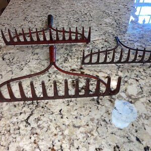 Rusty Farmhouse Rake Heads Choice Storage, Key Holder, Wine Glass, Mug ...