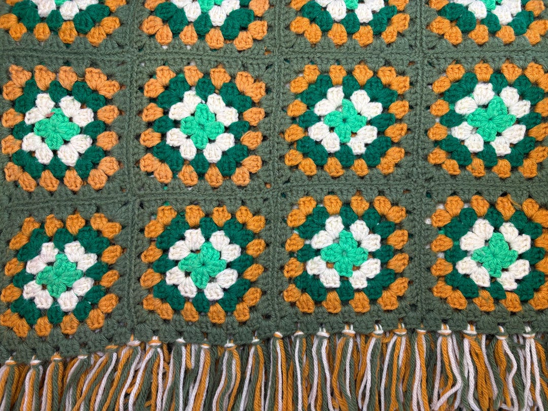 Avocado Green Retro Granny Square Crocheted Afghan- Midcentury, Retro ...