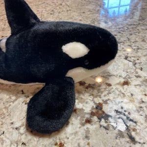 Vintage 15 Seaworld Killer Whale Orca Shamu Plushie Stuffed Animal Sea ...