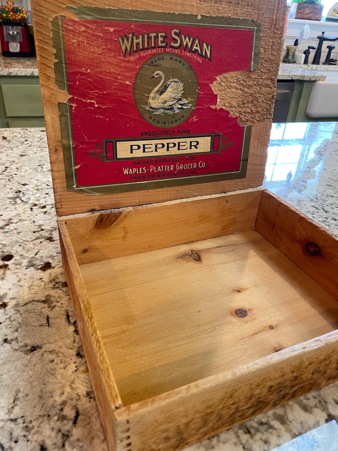 Antique White Swan Pepper Dovetailed General Store Crate Ft. Worth ...