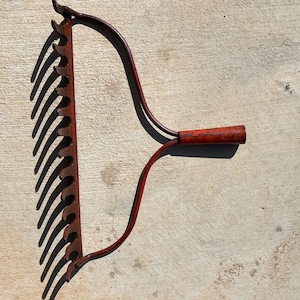 Rusty Farmhouse Rake Heads Choice Storage, Key Holder, Wine Glass, Mug ...