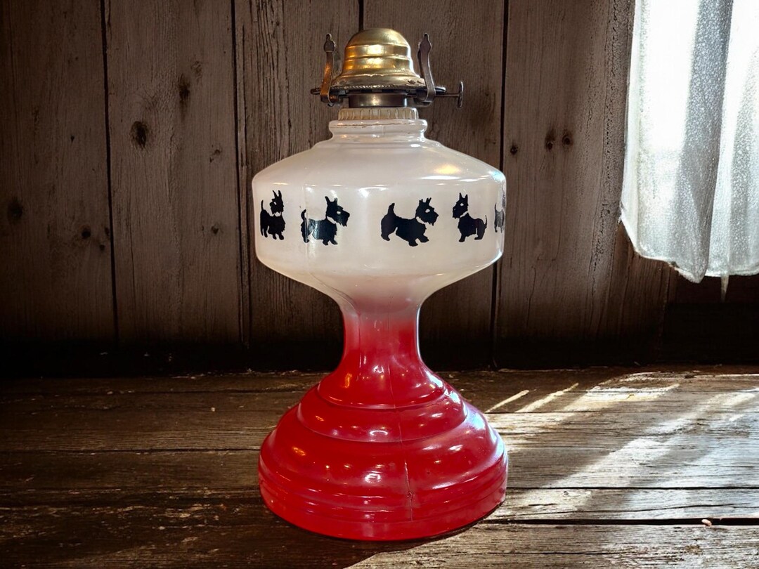 1940s Scottie Red Base Scottish Terrier Dog Pattern 11 In. Oil Lamp ...