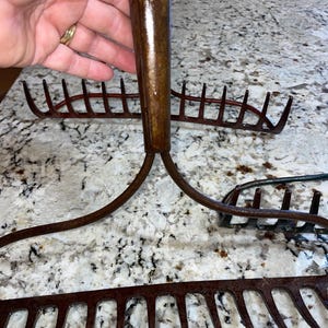 Rusty Farmhouse Rake Heads Choice Storage, Key Holder, Wine Glass, Mug ...