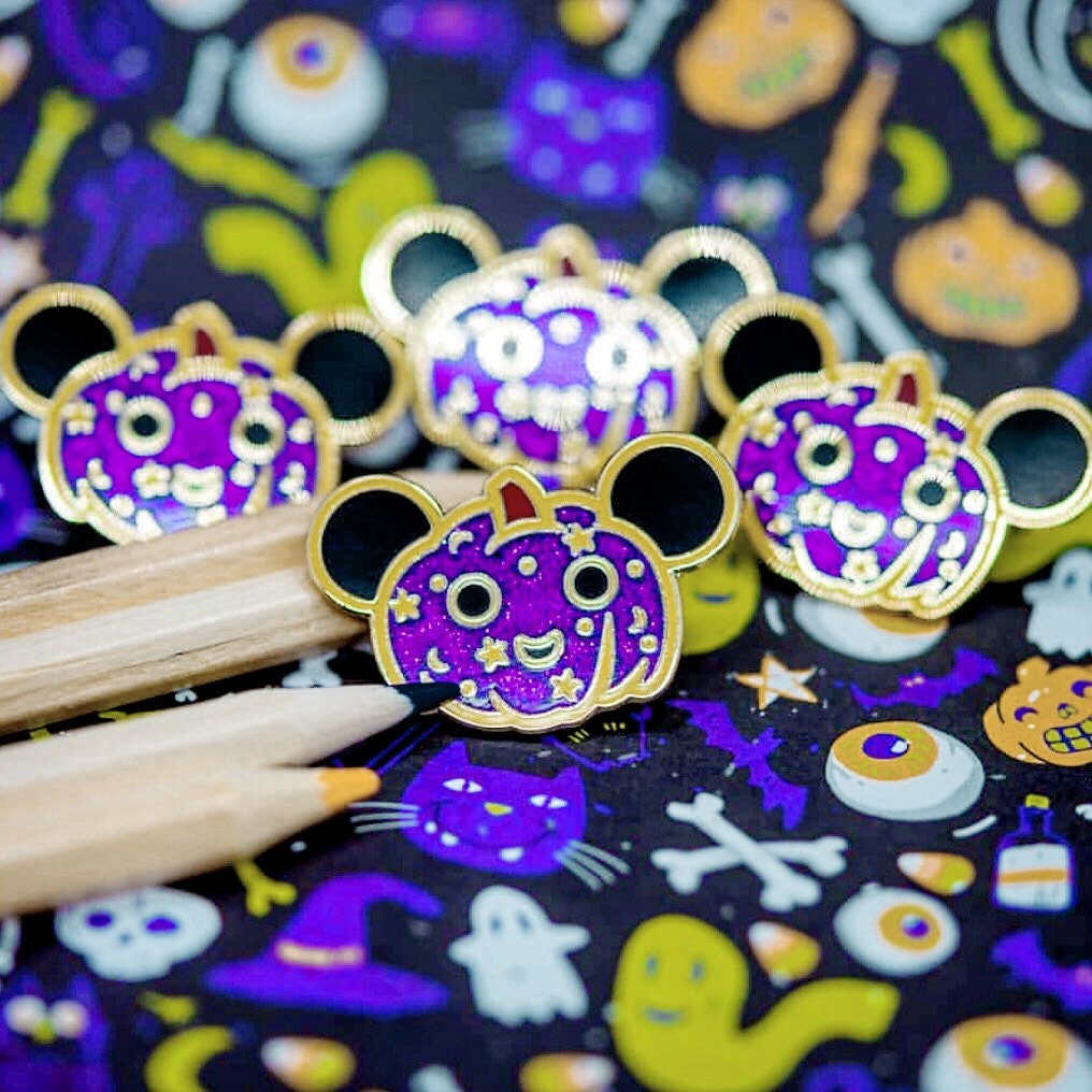 Fantasy Pin - Glow in the Dark Mouse Ear Pumpkin Enamel Pin - Etsy
