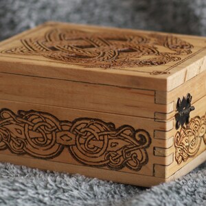 Celtic Themed Wedding Box - With Rings Inlay Alderwood Square Jevelery ...