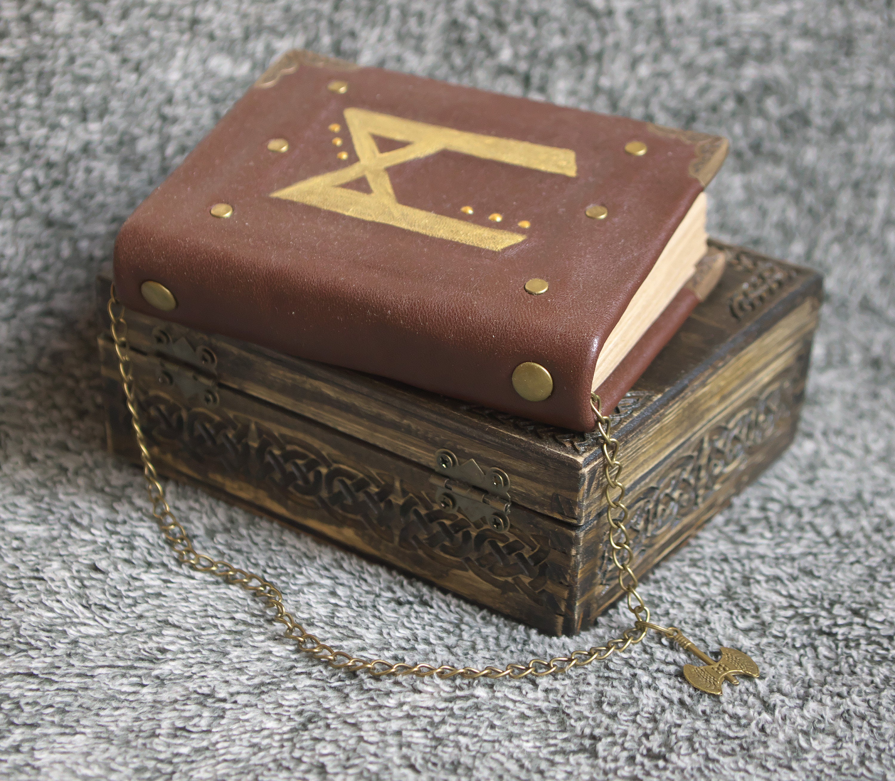 Viking Runic Handmade Leather Craft Paper Notebook in Wooden Box. Runa ...