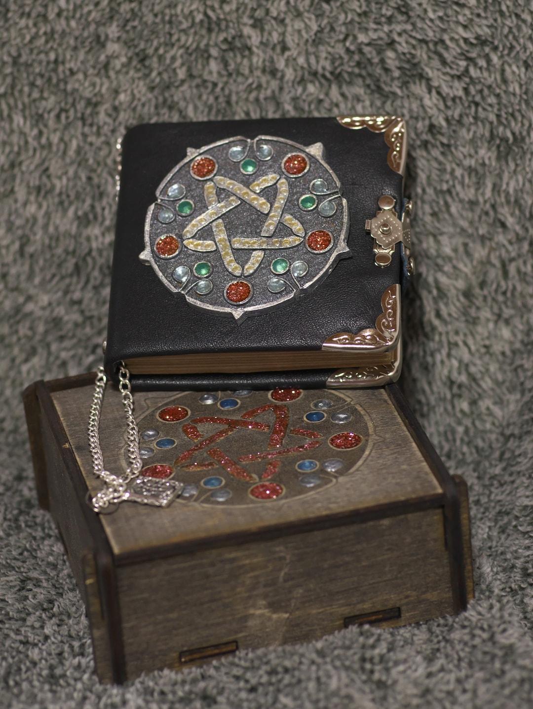 Yennifer's Spellbook Handmade Leather Notebook in Wooden Box - Etsy