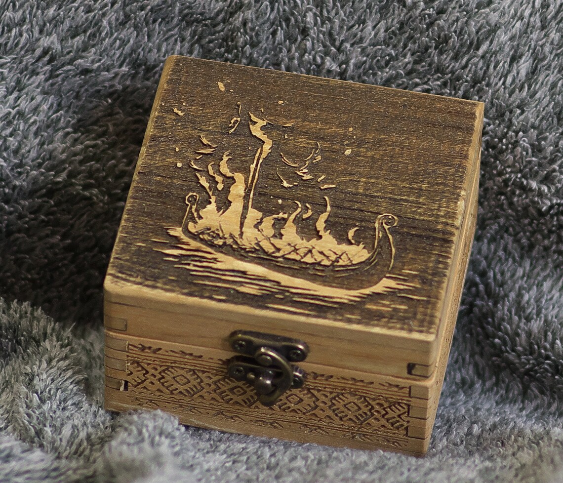 Last Way of the Yarl - Vikings Themed Alderwood Square Jevelery Box ...