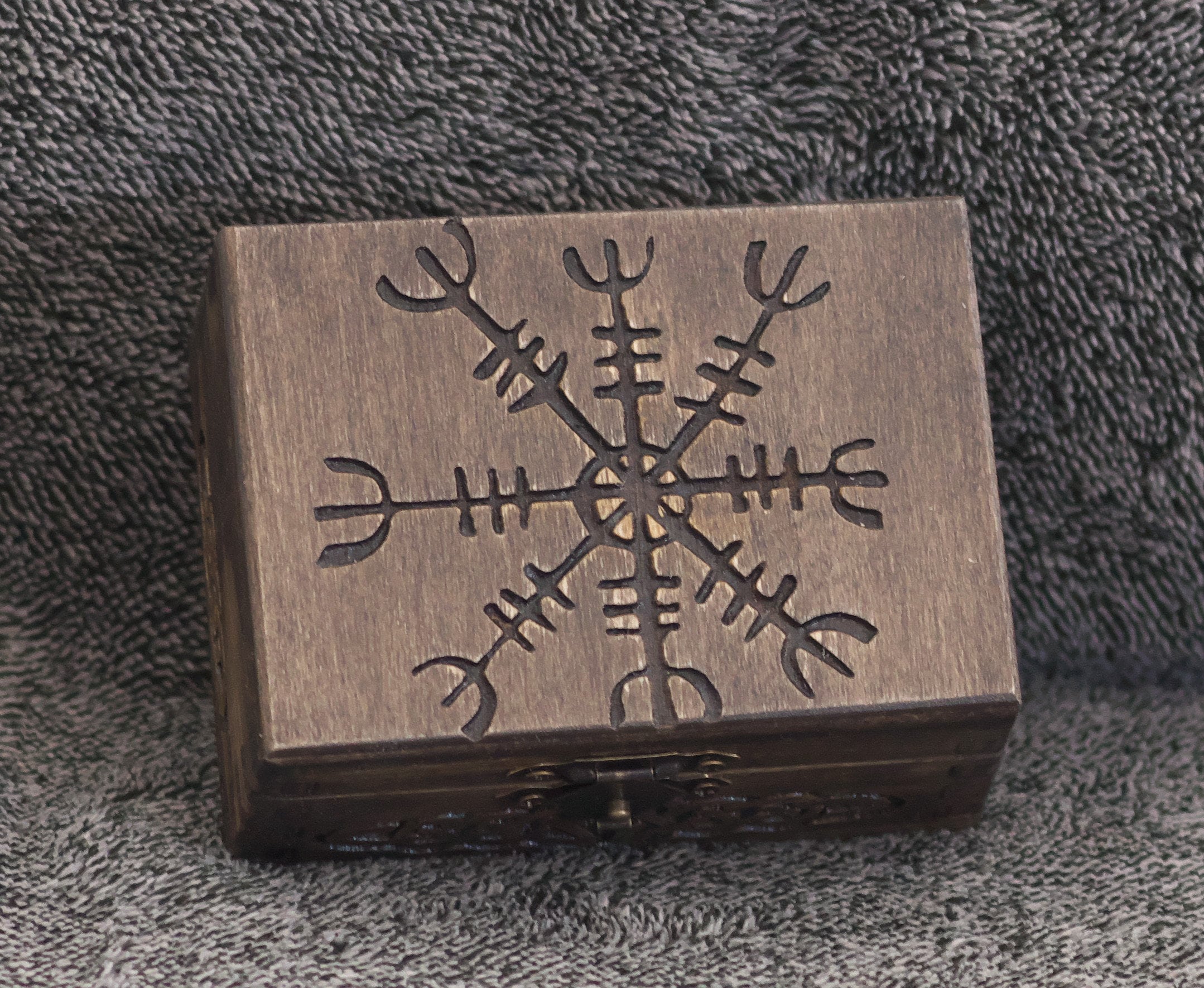 Vikings Themed - the Helm of Awe - Aegishjalmaг Themed Mini Wooden ...