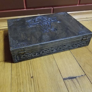 Viking - Mjolnir and Thors - Themed Wooden Jevelery Box/casket - 10"x7 ...