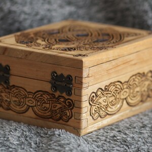 Celtic Themed Wedding Box - With Rings Inlay Alderwood Square Jevelery ...