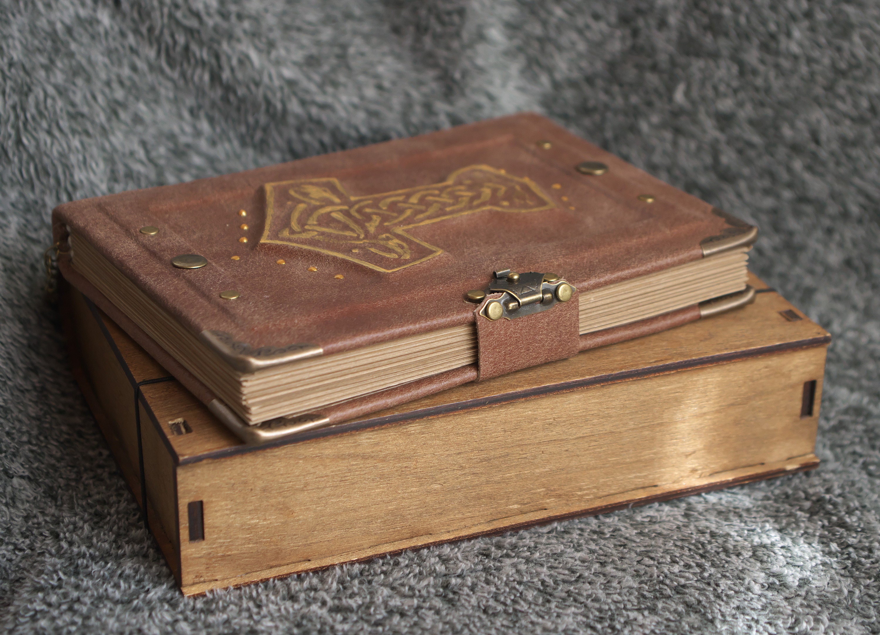 Viking Mjolnir Themed Handmade Leather Notebook in Wooden Box - Etsy
