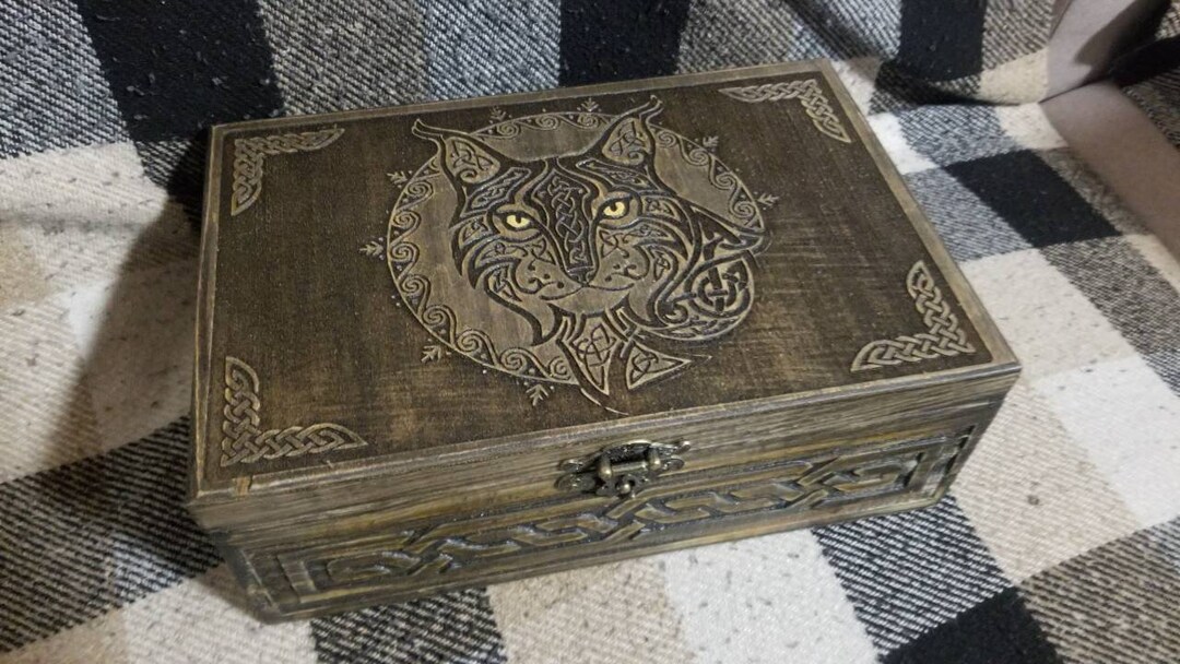 Big Lynx Themed Wooden Jevelery Box/casket 30x20x10cm - Etsy