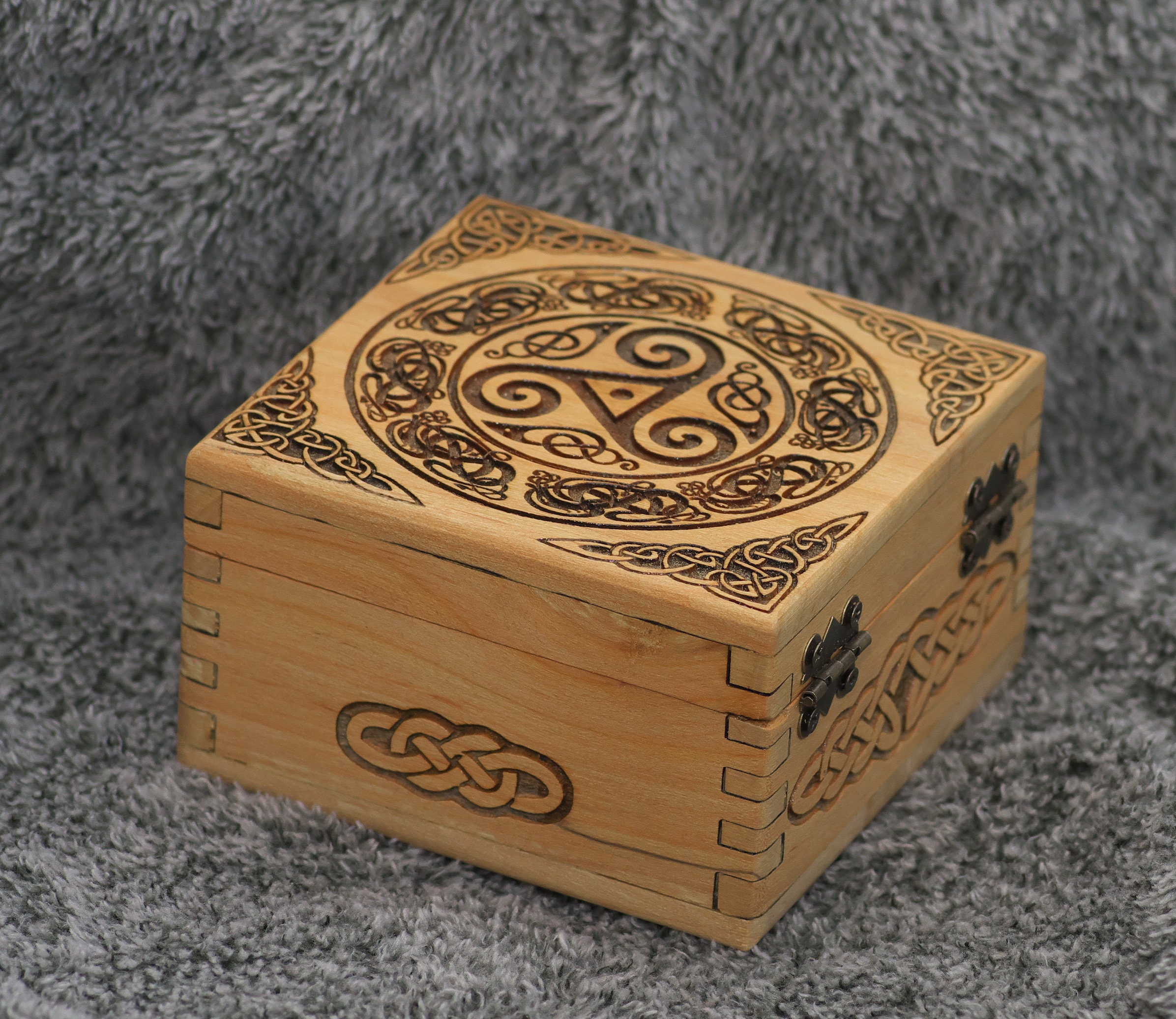 Celtic Triskel Themed Alder Wood Square Jevelery Box/casket - Etsy