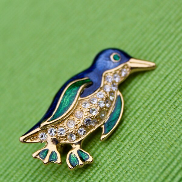 Penguin Brooch - Etsy