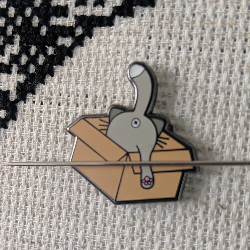 Cat Needle Minder Cute Kitty Wooden Magnetic Needle Keeper - Etsy