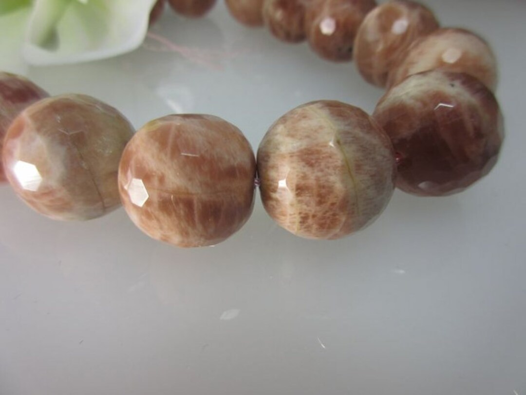 Red Moonstone as Strand in 20mm Balls for Just 69.euro - Etsy
