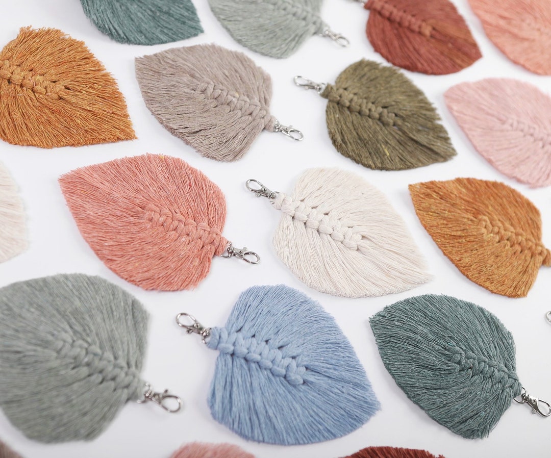 Macrame Feather Key Chain | Handcrafted Keychain | Feather Keychain ...