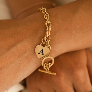 Gold Personalized Heart Charm Bracelet: Dainty Name Pendants - Etsy
