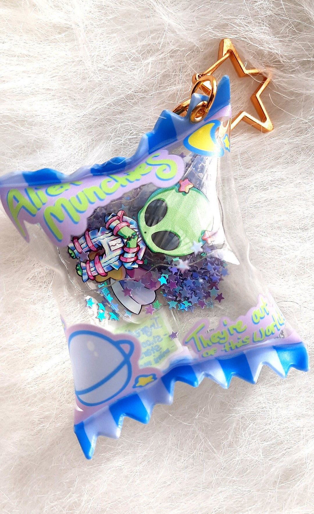 Alien Munchies, Snack Bag Charm, Cute Alien Gifts, Shaker Keychain ...