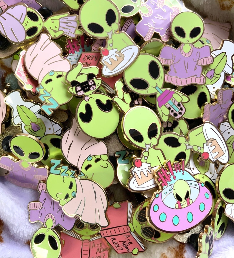B Grade Aliens on Earth Pins - Etsy