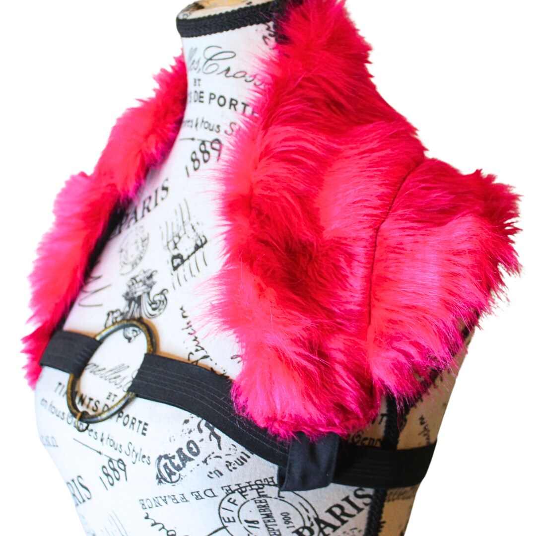 The VM Faux Fur Harness With Hidden Pocket Lynx Barbarian Fake Fur Wrap ...