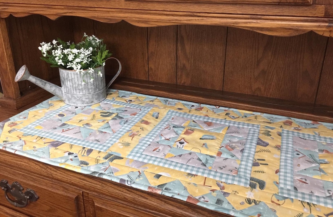 Spring Quilted Table Runner~spring Table Runner~country Decor~farmhouse ...