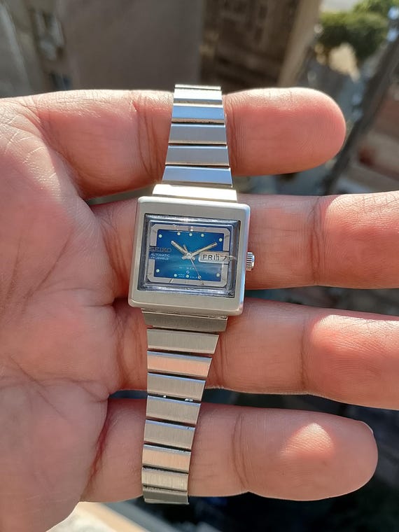 Rare Vintage Seiko 5 square for ladies - Gem