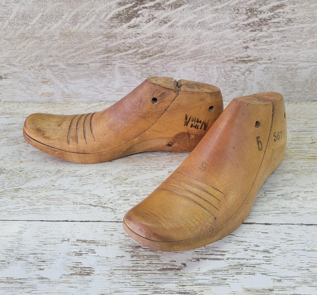 Pair of Vintage Vulcan Wooden Lasts * Shoe Forms - Etsy
