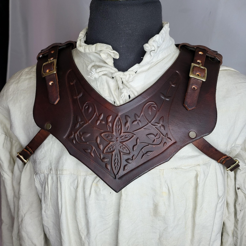 Gorget Leather Womens - Etsy UK