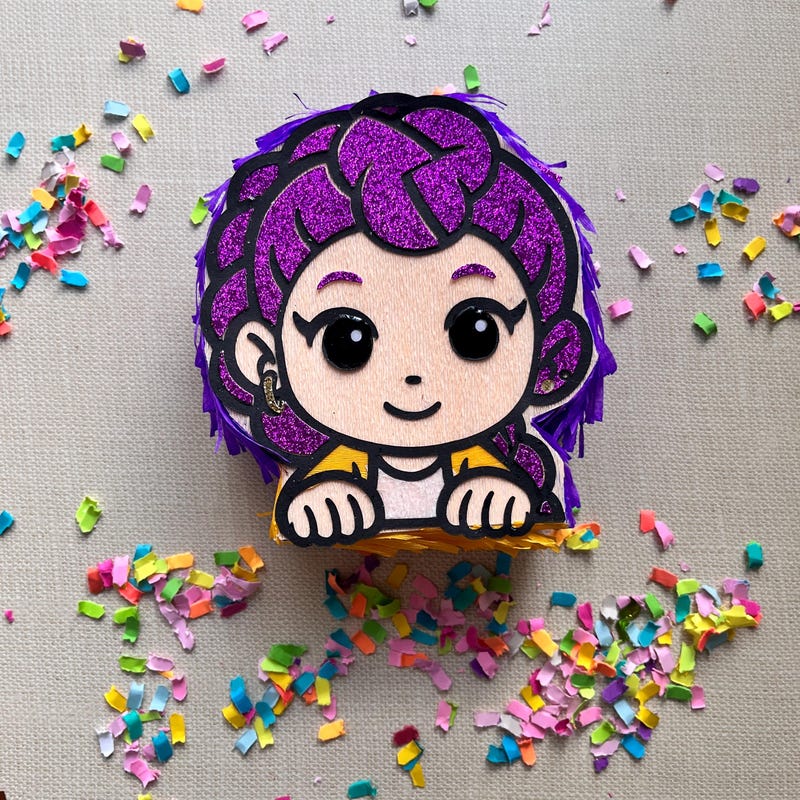 Kpop demon hunters piñata - Etsy México