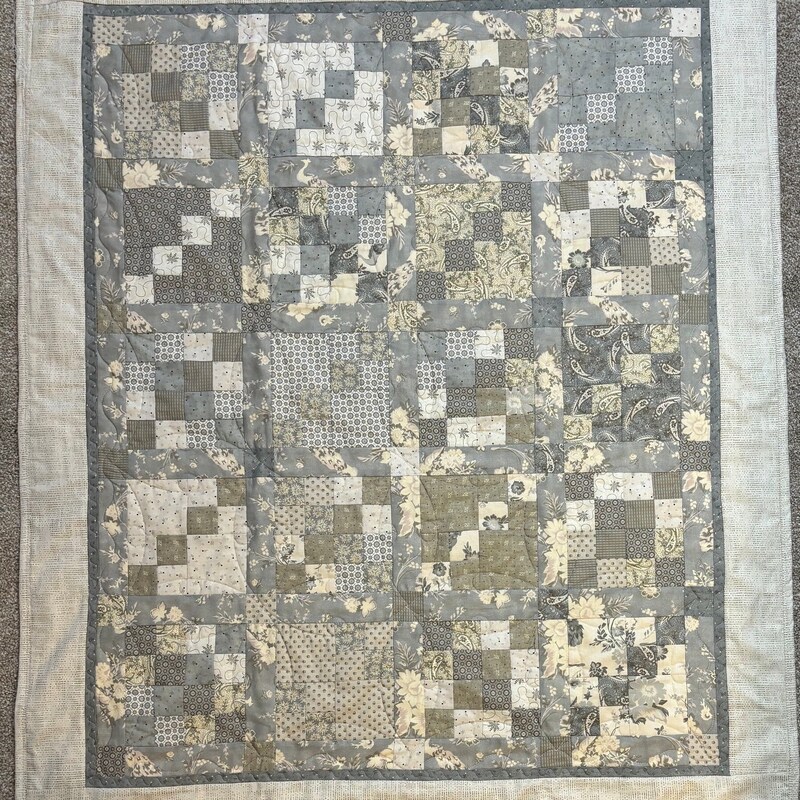 Gray Baby Quilt - Etsy