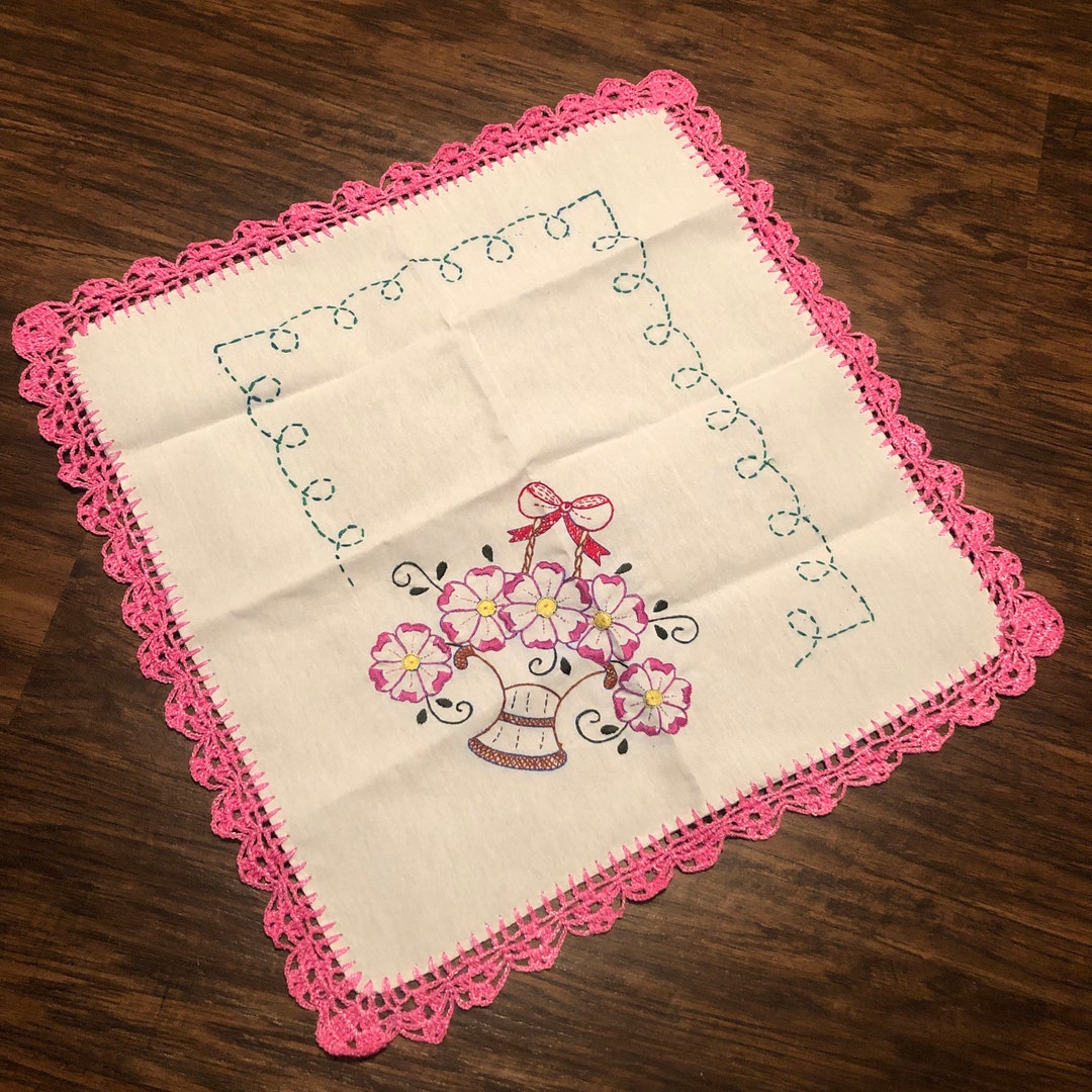 Vintage Inspired Table Linen Tortilla Warmer Napkin Cloth Floral Design ...