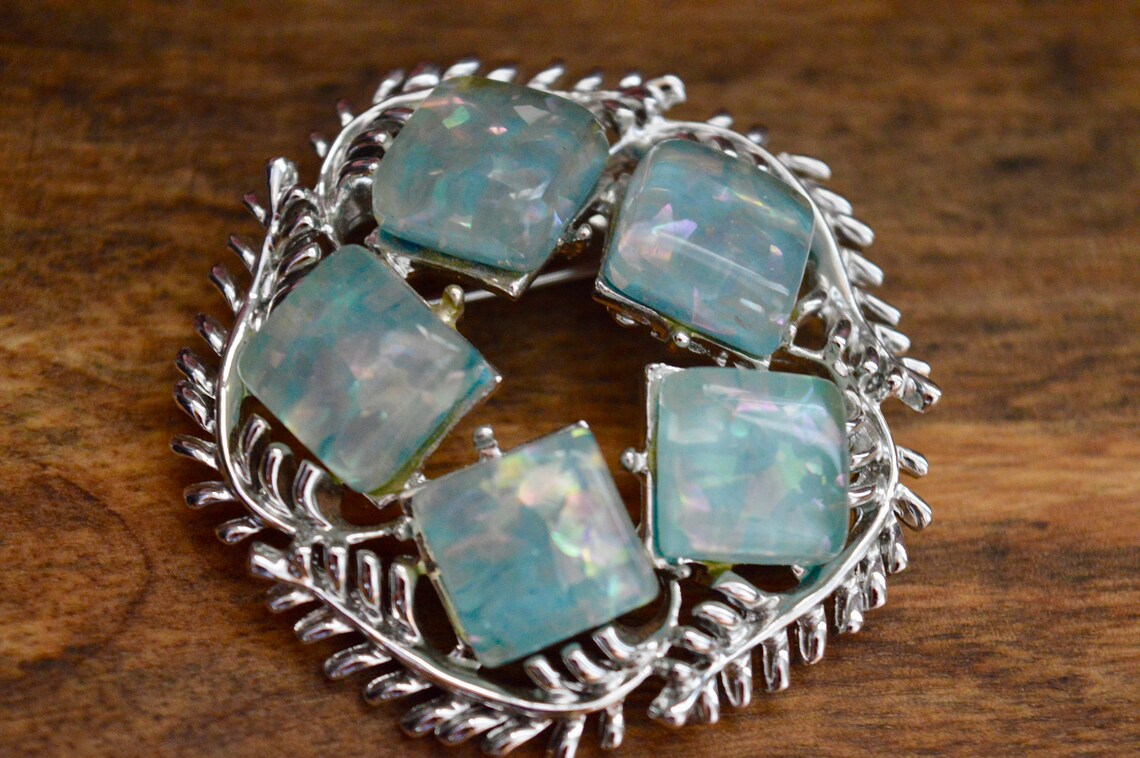 Coro Brooch Vintage Brooch Wreath Brooch Blue Brooch | Etsy