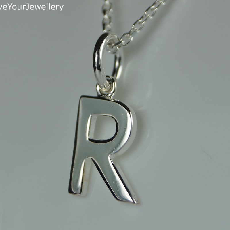 Letter R Necklace - Etsy