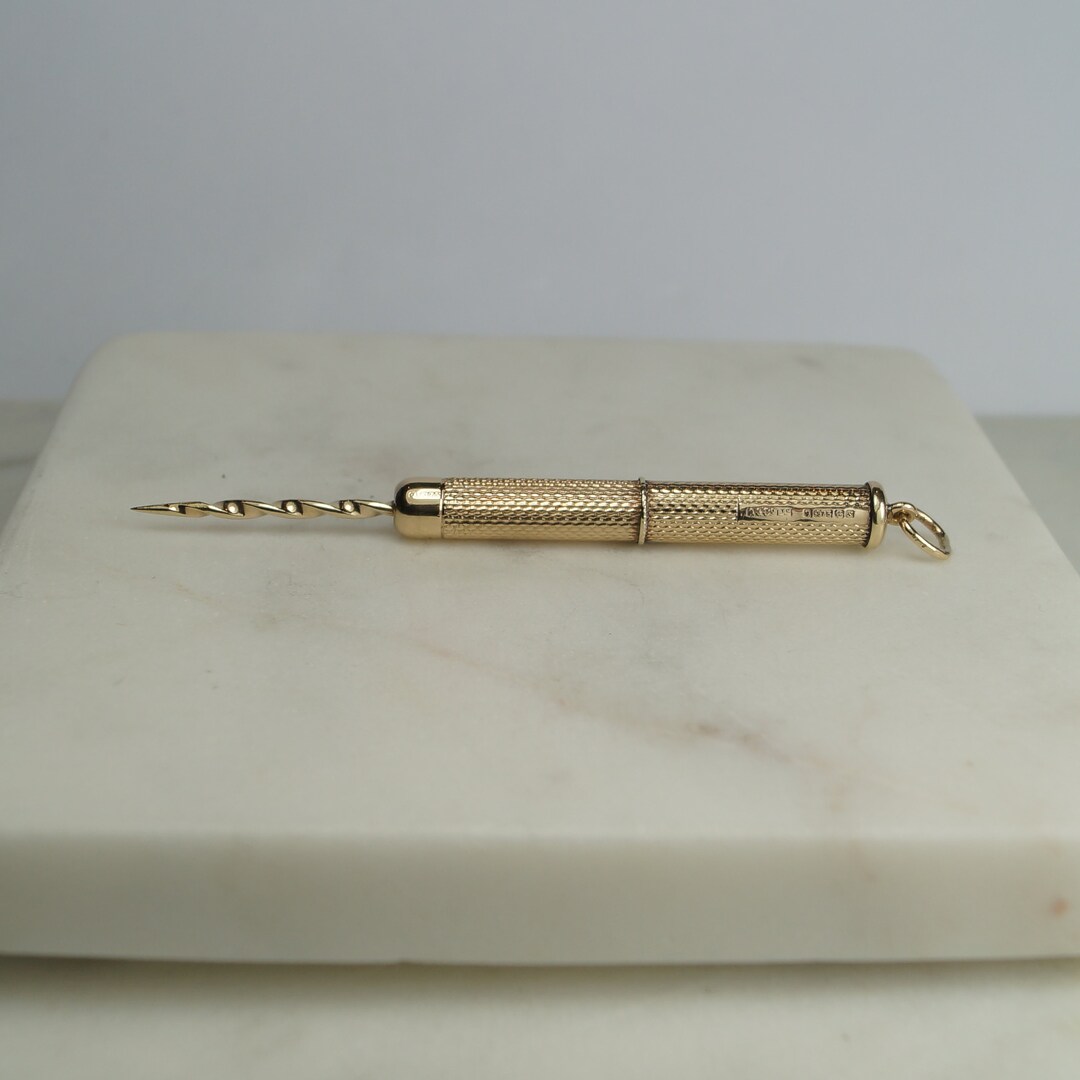 Vintage 9ct Gold Toothpick. Collectors Retractable Spiral Toothpick ...