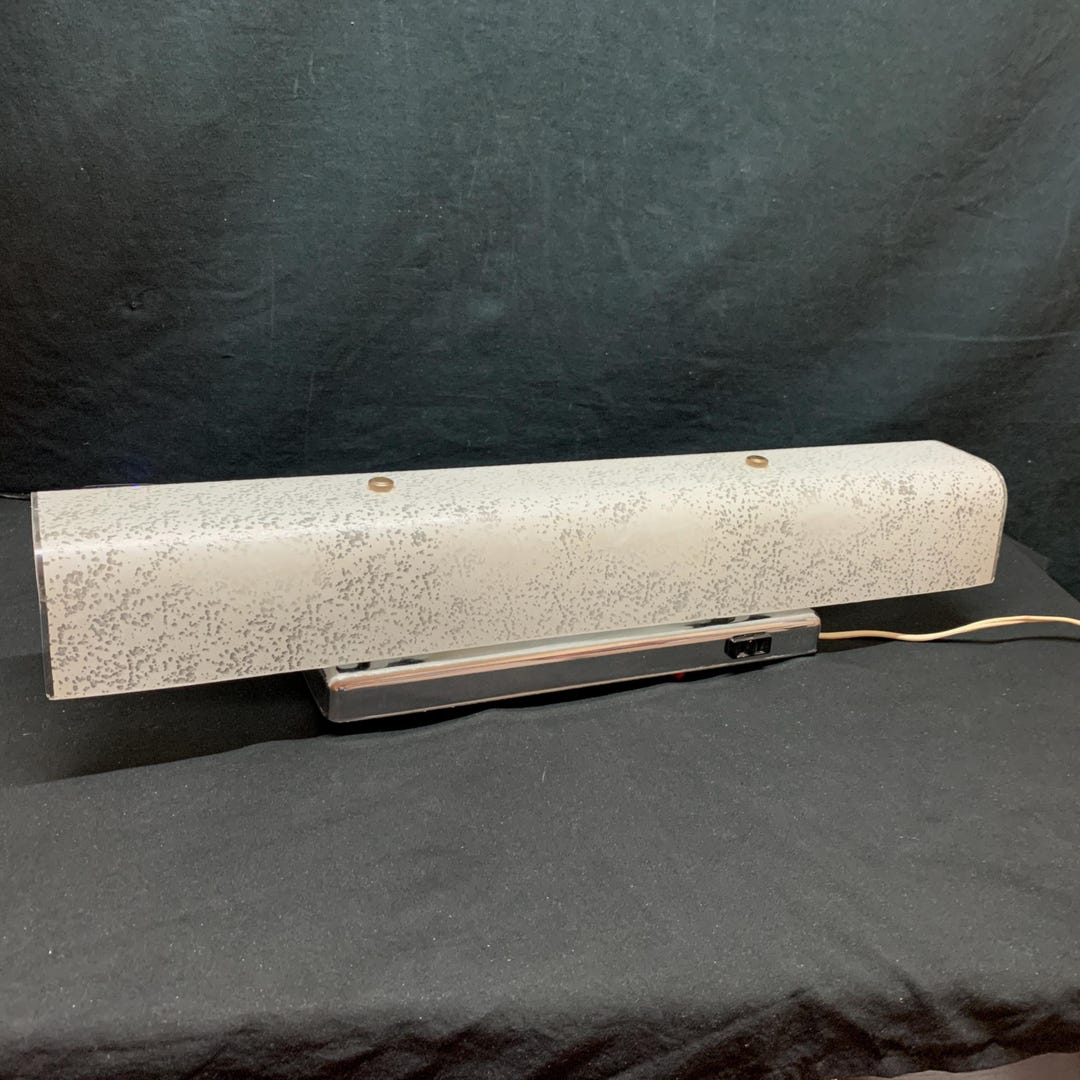 Bathroom Vanity Light, Channel Glass, Wall Sconce Light, 24 Inches - Etsy
