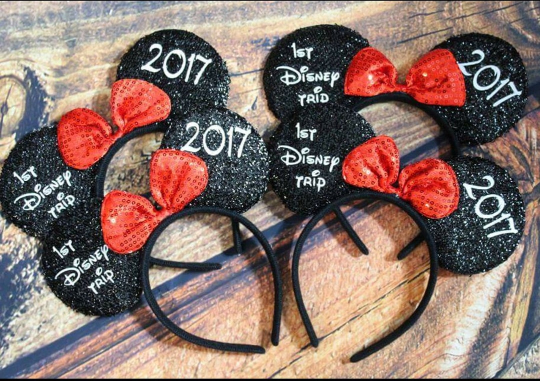 Mickey - Minnie - Personalized Disney Ears - Etsy