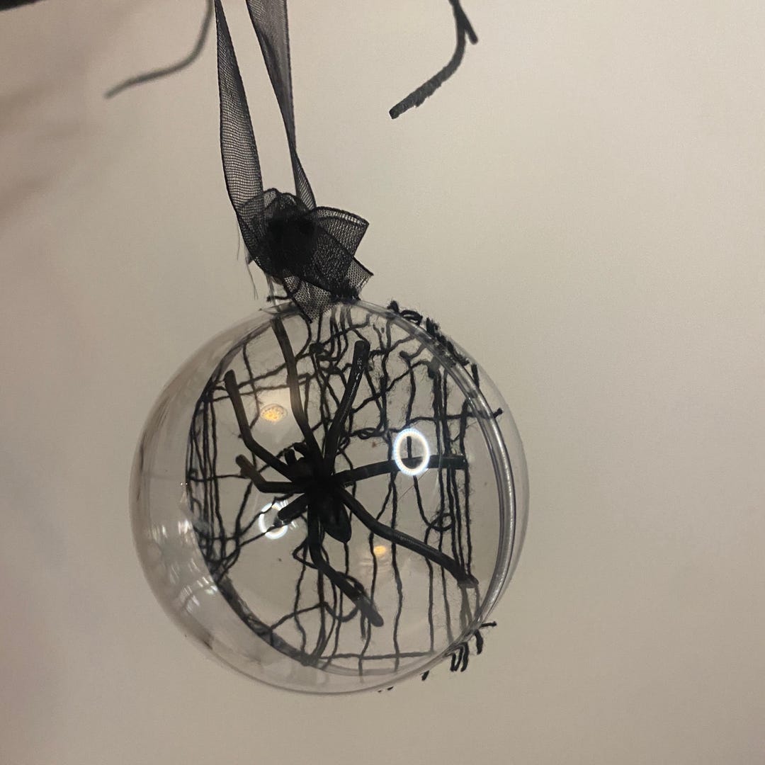 Halloween Spider in Web Bauble Hanging Decoration Spooky Christmas ...