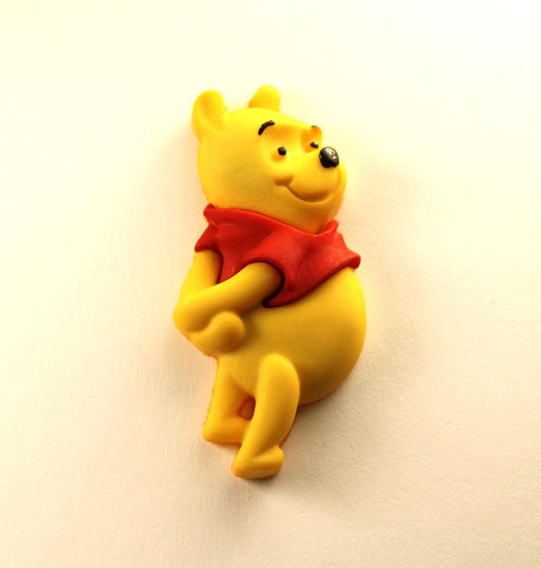 2 Winnie the Pooh Button Disney Buttons Winnie the Pooh Embellishment ...