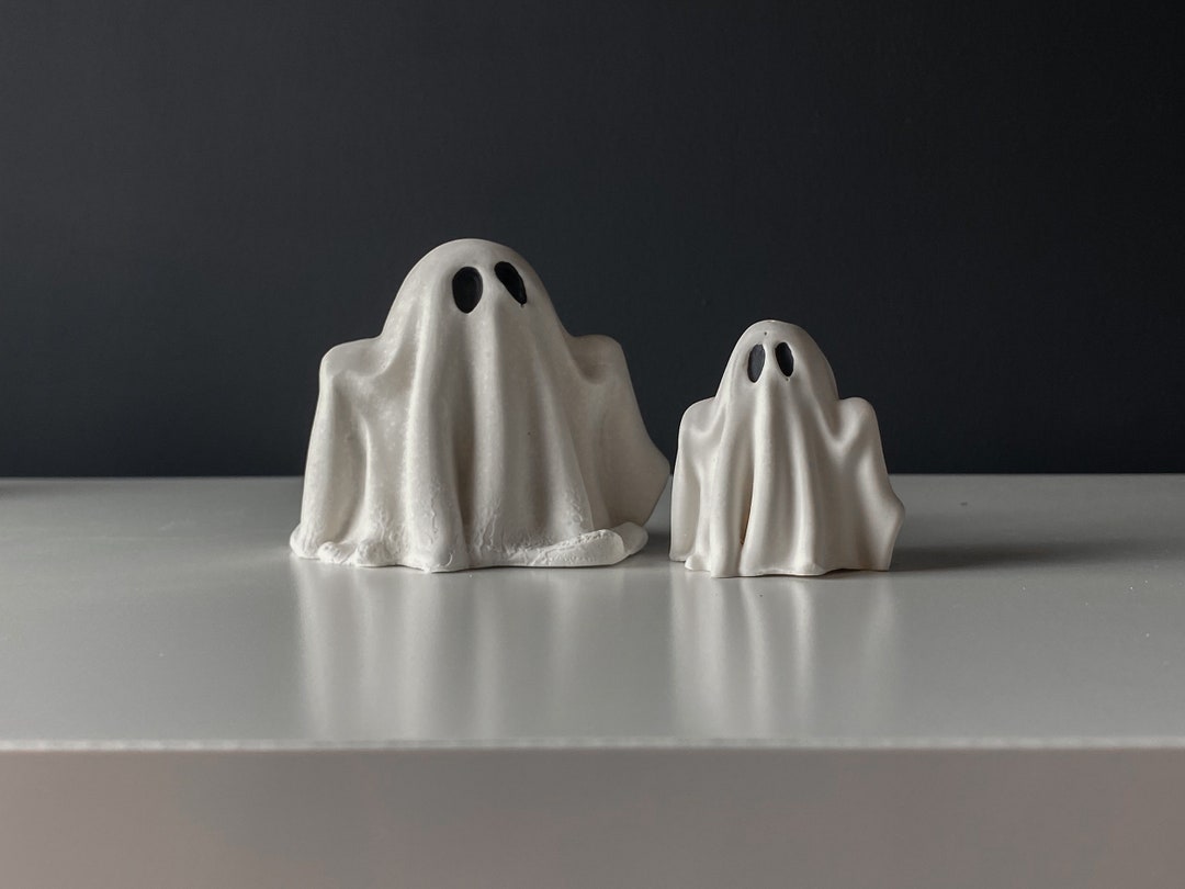Ghost Halloween Decoration Display, Cute Ghost Figure Ornament, Spooky ...