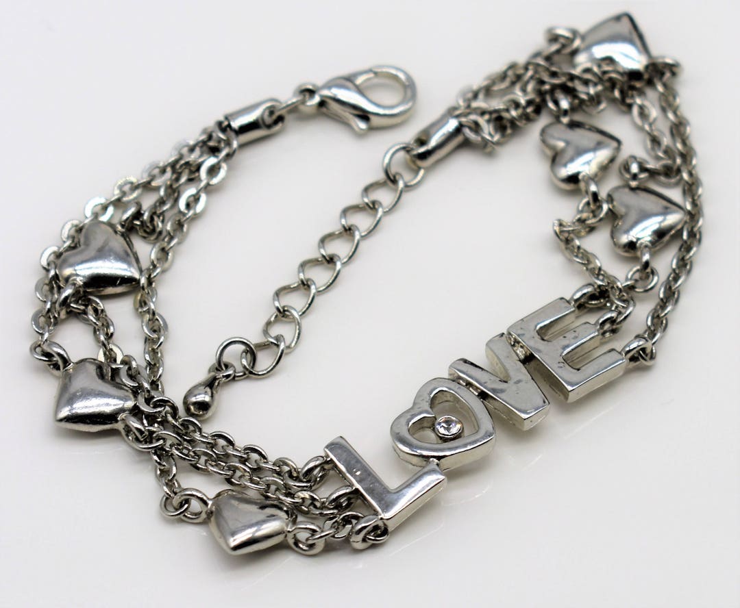 Love and Heart Bracelet - Etsy