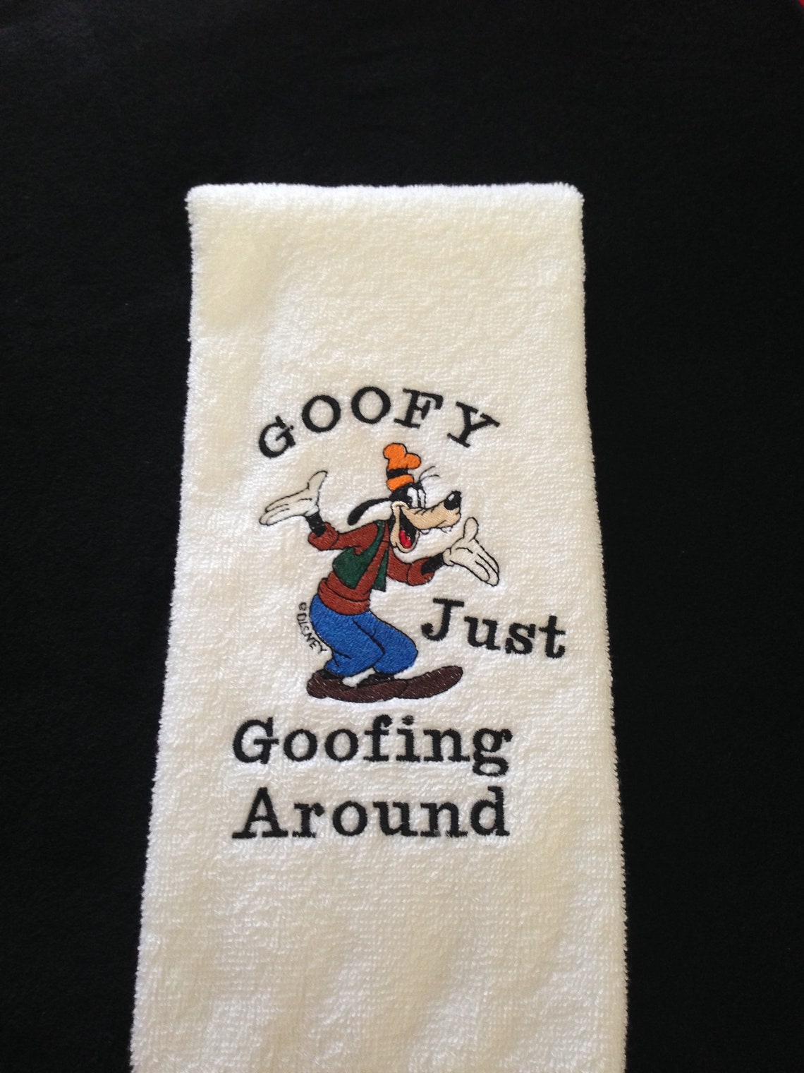 Personalized Disney's Goofy Hand Towels - Personalized - Gift Giving - Etsy