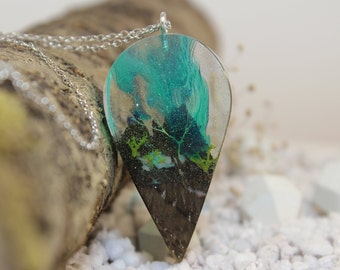 Resin pendant | Etsy