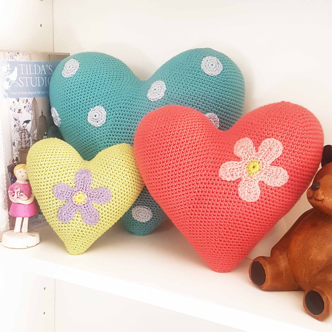 Crochet PATTERN Heart Cushion Patterns in 3 SIZES - Etsy