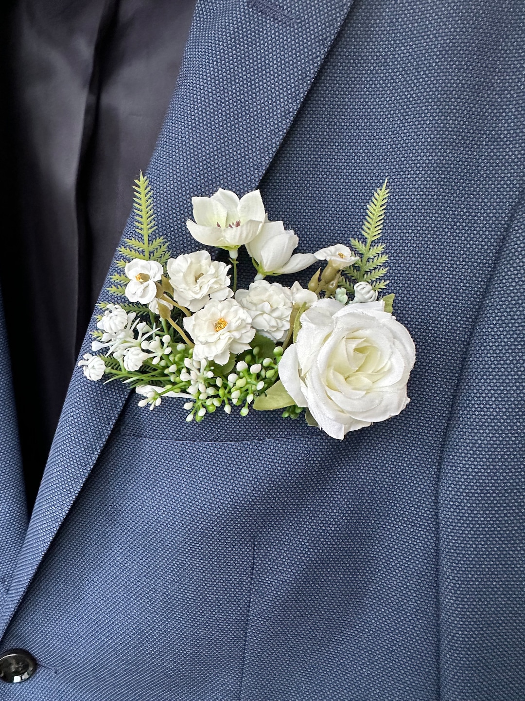 Pocket Boutonnière With White Rose, Wild Flower, Babys Breath, Greenery ...